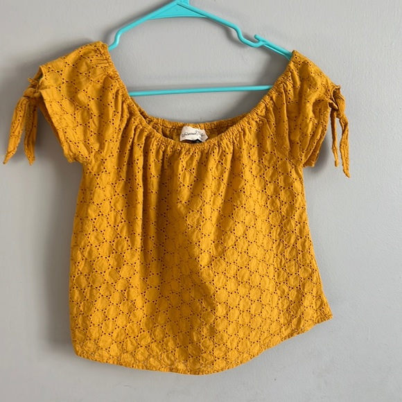 Universal Thread | Tops | Universal Thread Top | Poshmark